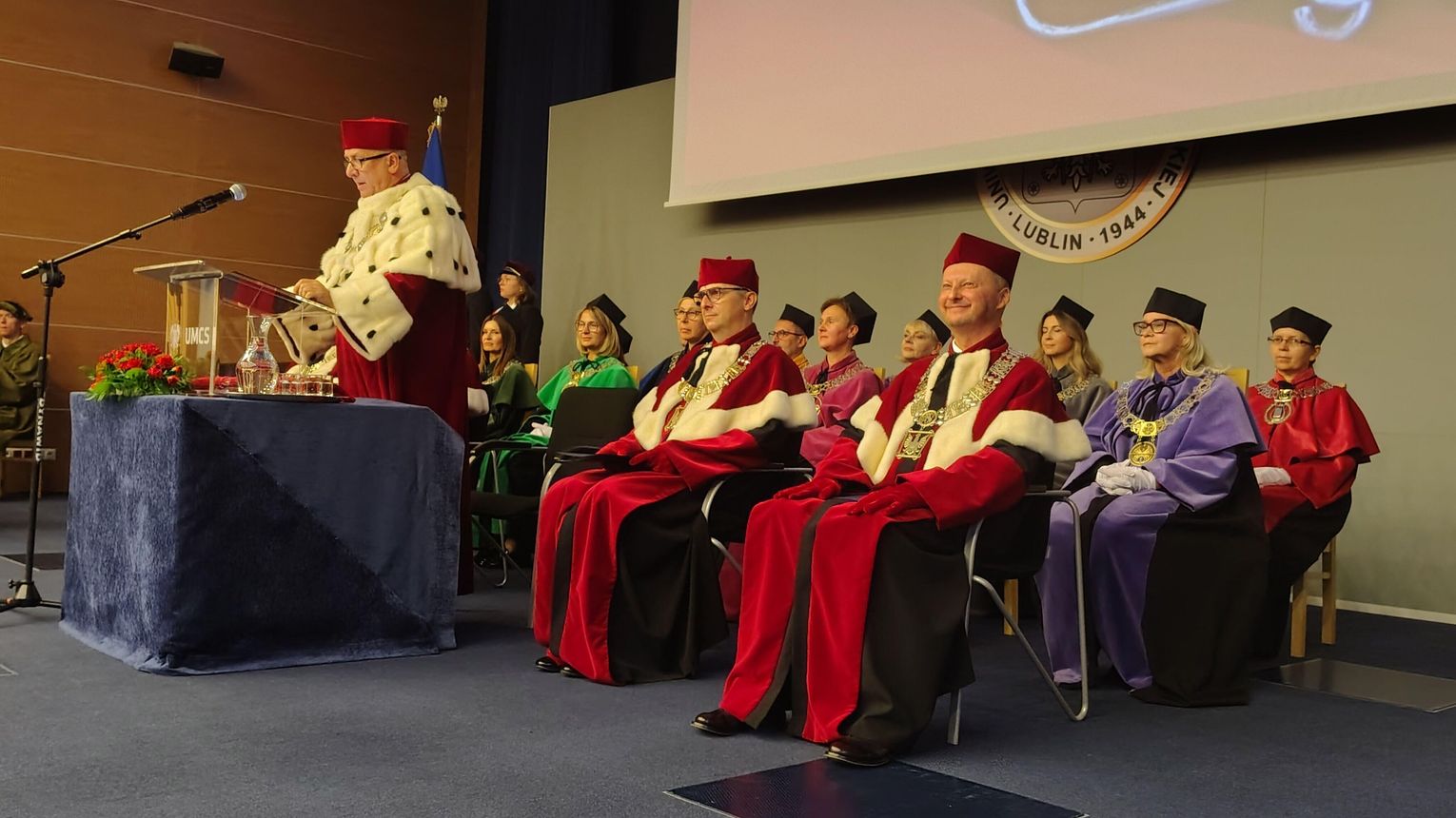 UMCS zainaugurował nowy rok akademicki. Rektor: „Tak dobrego roku nie ...